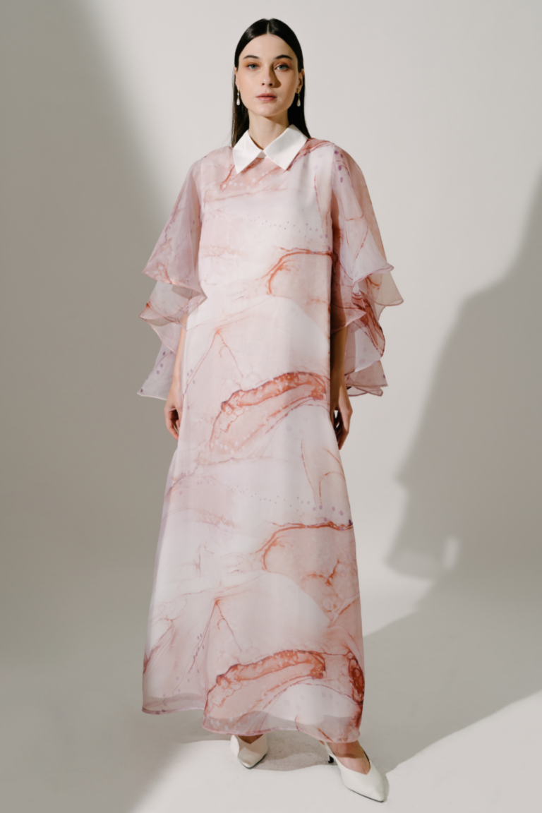 LAYLA KAFTAN in Pink | Demure Privé